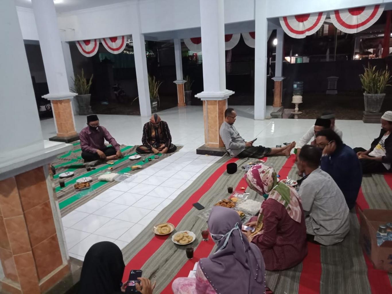 MENJALANKAN TRADISI SURONAN DESA MUNJUNGAN TAHUN 2020 - Website Desa ...