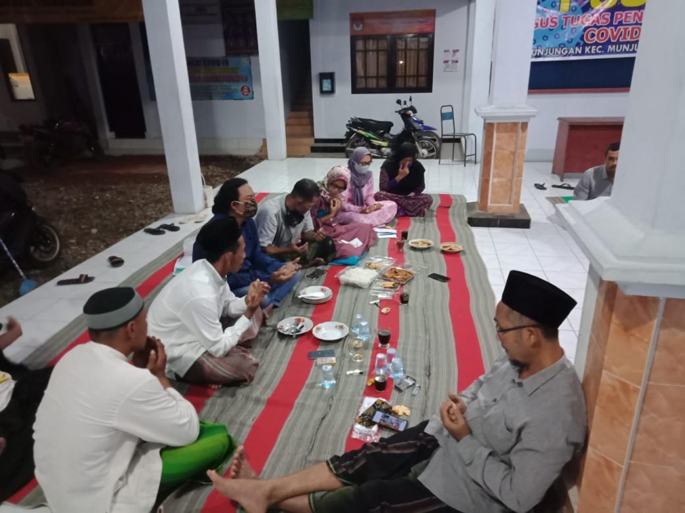 MENJALANKAN TRADISI SURONAN DESA MUNJUNGAN TAHUN 2020 - Website Desa ...